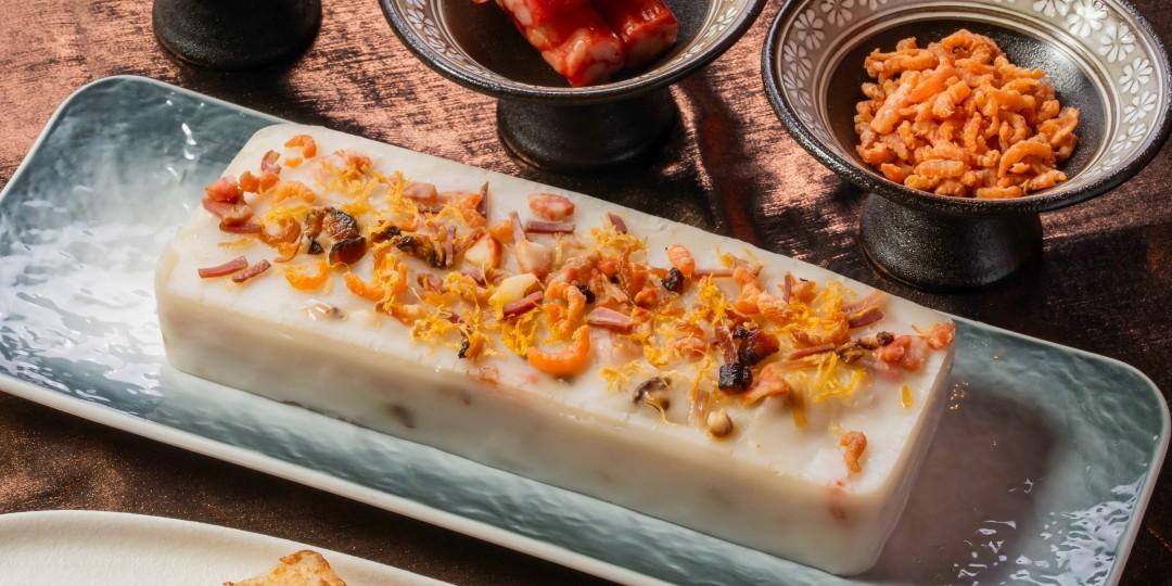 Homemade Turnip Cake with "Two-Ends Black" Jinhua Ham and Cured Meat ...